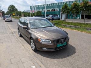 Brūns Volvo V70 2014 Rīga, ar dzinēja tilpumu 2.00 L un nobraukumu 289 tūkst. km par 7990 €, foto 19 vietnē AUTOMOTO.COM.LV