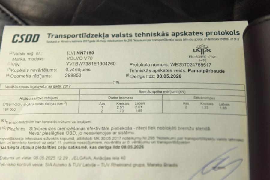 Brūns Volvo V70 2014 Rīga, ar dzinēja tilpumu 2.00 L un nobraukumu 289 tūkst. km par 7990 €, foto 24 vietnē AUTOMOTO.COM.LV