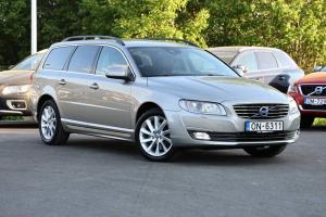 Brūns Volvo V70 2014 Jelgava, ar dzinēja tilpumu 2.00 L un nobraukumu 292 tūkst. km par 8250 €, foto 4 vietnē AUTOMOTO.COM.LV