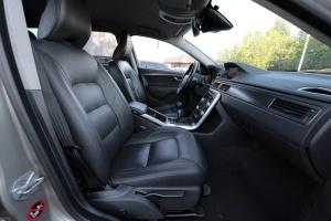 Brūns Volvo V70 2014 Jelgava, ar dzinēja tilpumu 2.00 L un nobraukumu 292 tūkst. km par 8250 €, foto 13 vietnē AUTOMOTO.COM.LV