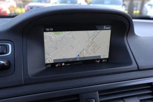 Brūns Volvo V70 2014 Jelgava, ar dzinēja tilpumu 2.00 L un nobraukumu 292 tūkst. km par 8250 €, foto 18 vietnē AUTOMOTO.COM.LV