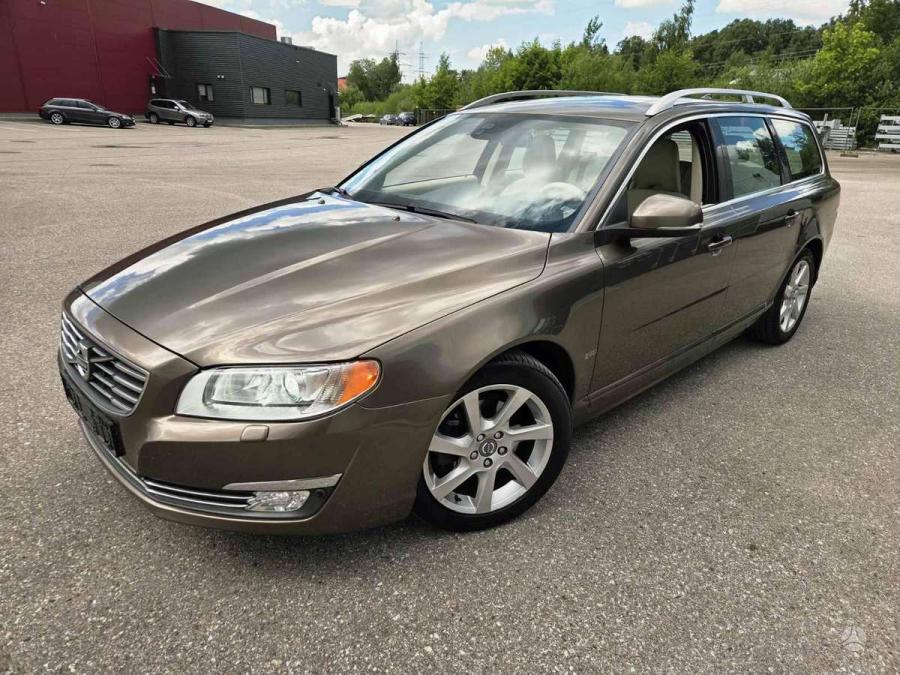Brown Volvo V70 2014 in Kaunas, with an engine capacity of 1.56 L and mileage of 250 thousand km for 5990 €, photo 3 on AUTOMOTO.COM.LV