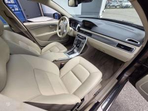 Brown Volvo V70 2014 in Kaunas, with an engine capacity of 1.56 L and mileage of 250 thousand km for 5990 €, photo 15 on AUTOMOTO.COM.LV