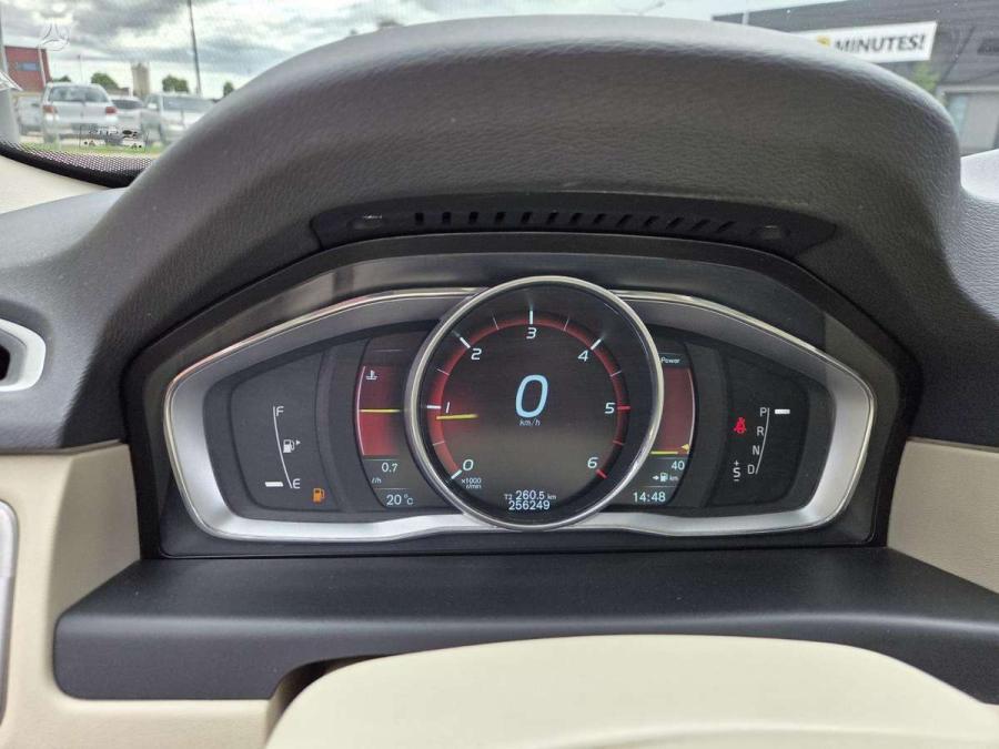 Brown Volvo V70 2014 in Kaunas, with an engine capacity of 1.56 L and mileage of 250 thousand km for 5990 €, photo 21 on AUTOMOTO.COM.LV