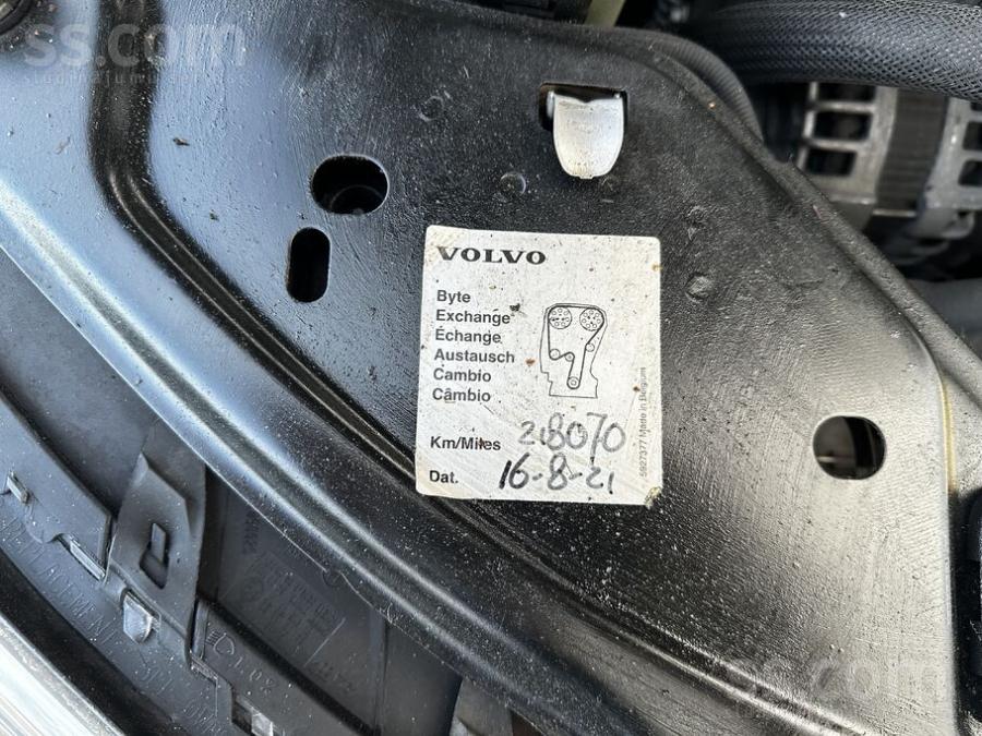 Brūns Volvo V70 2014 Rīga, ar dzinēja tilpumu 2.00 L un nobraukumu 286 tūkst. km par 10500 €, foto 23 vietnē AUTOMOTO.COM.LV