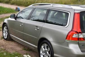 Brown Volvo V70 2014 in Vilnius, with an engine capacity of 1.56 L and mileage of 236 thousand km for 5999 €, photo 5 on AUTOMOTO.COM.LV
