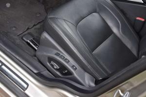 Brown Volvo V70 2014 in Vilnius, with an engine capacity of 1.56 L and mileage of 236 thousand km for 5999 €, photo 20 on AUTOMOTO.COM.LV