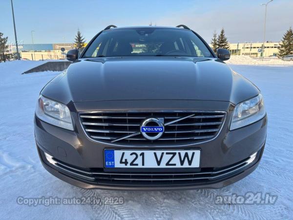 Brown Volvo V70 2015 in Paide, with an engine capacity of 2.40 L and mileage of 299 thousand km for 9390 €, photo 2 on AUTOMOTO.COM.LV