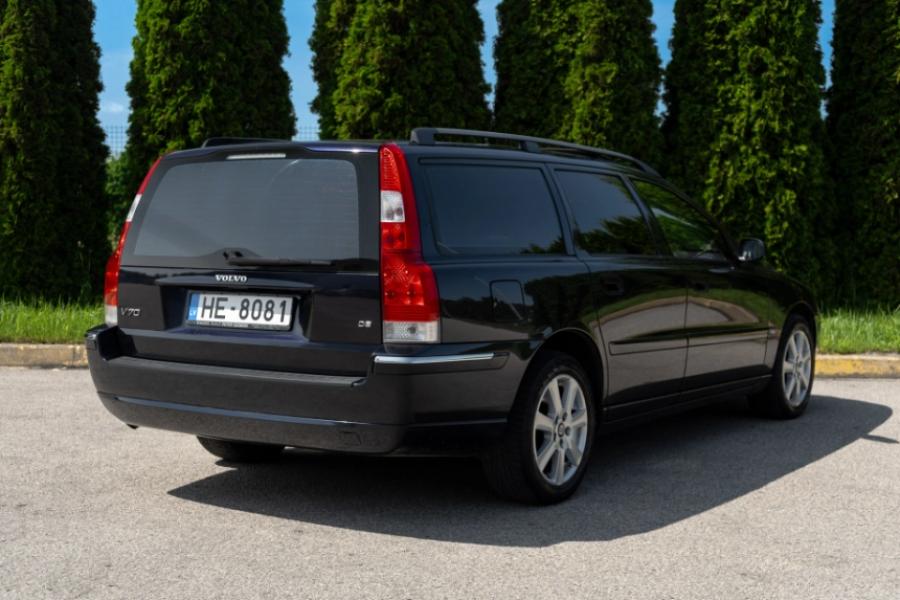 Volvo V70 2005 Rīga, ar dzinēja tilpumu 2.40 L un nobraukumu 0 tūkst. km par 2900 €, foto 3 vietnē AUTOMOTO.COM.LV