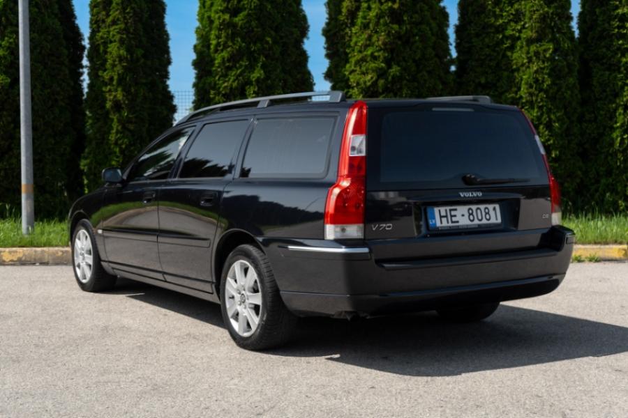 Volvo V70 2005 Rīga, ar dzinēja tilpumu 2.40 L un nobraukumu 0 tūkst. km par 2900 €, foto 5 vietnē AUTOMOTO.COM.LV