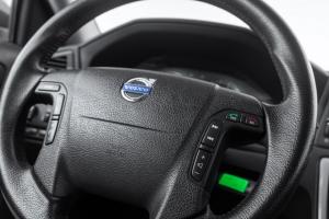 Volvo V70 2005 Rīga, ar dzinēja tilpumu 2.40 L un nobraukumu 0 tūkst. km par 2900 €, foto 14 vietnē AUTOMOTO.COM.LV