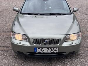 Зеленый Вольво В70 2005 в Рига, объемом двигателя 2.40 л и пробегом 299 тыс. км за 2800 €, фото 3 на AUTOMOTO.COM.LV
