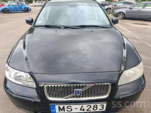 Green Volvo V70 2007 in Riga, with an engine capacity of 2.40 L and mileage of 320 thousand km for 1550 €, photo 10 on AUTOMOTO.COM.LV