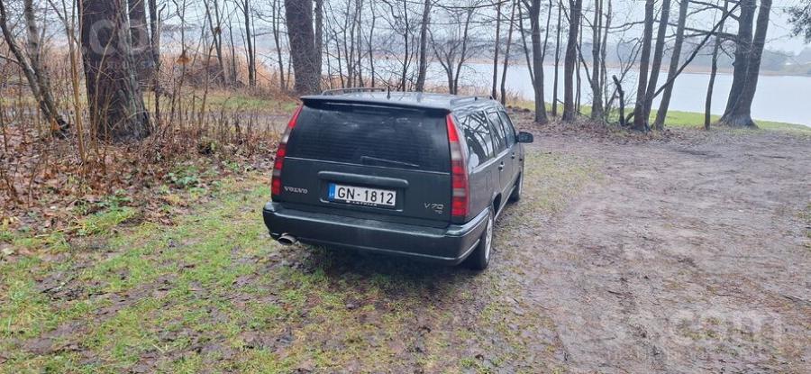 Zaļš Volvo V70 1997 Rīga, ar dzinēja tilpumu 2.50 L un nobraukumu 0 tūkst. km par 2700 €, foto 8 vietnē AUTOMOTO.COM.LV