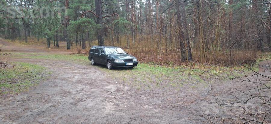 Zaļš Volvo V70 1997 Rīga, ar dzinēja tilpumu 2.50 L un nobraukumu 0 tūkst. km par 2700 €, foto 13 vietnē AUTOMOTO.COM.LV