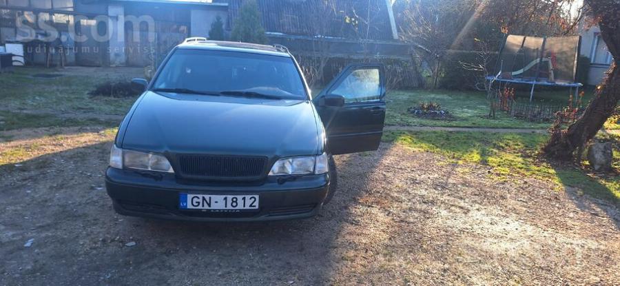 Zaļš Volvo V70 1997 Rīga, ar dzinēja tilpumu 2.50 L un nobraukumu 0 tūkst. km par 2700 €, foto 15 vietnē AUTOMOTO.COM.LV
