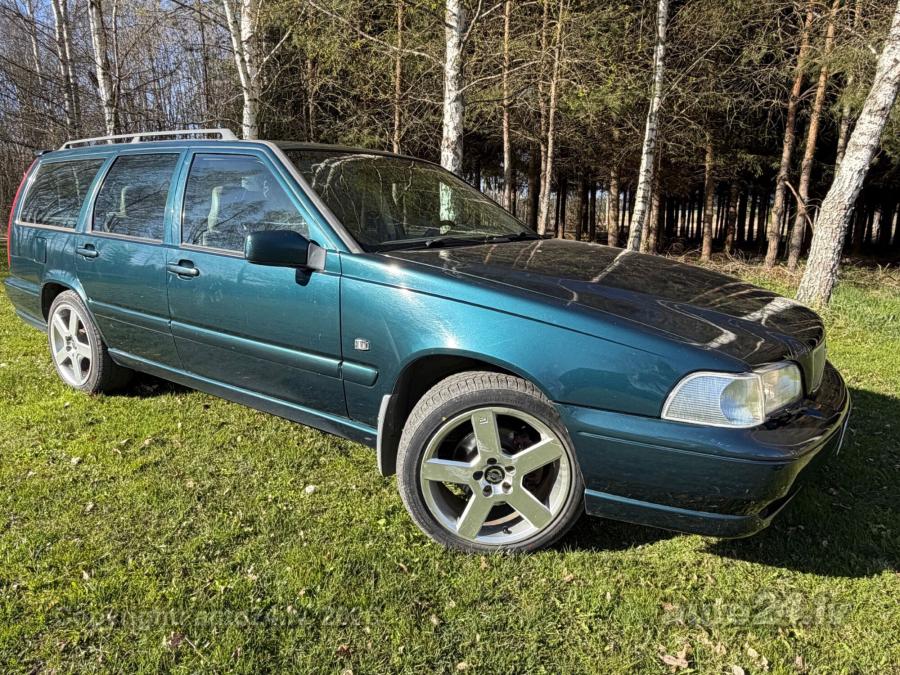 Зеленый Вольво В70 1998 в Таллин, объемом двигателя 2.40 л и пробегом 450 тыс. км за 3000 €, фото 4 на AUTOMOTO.COM.LV