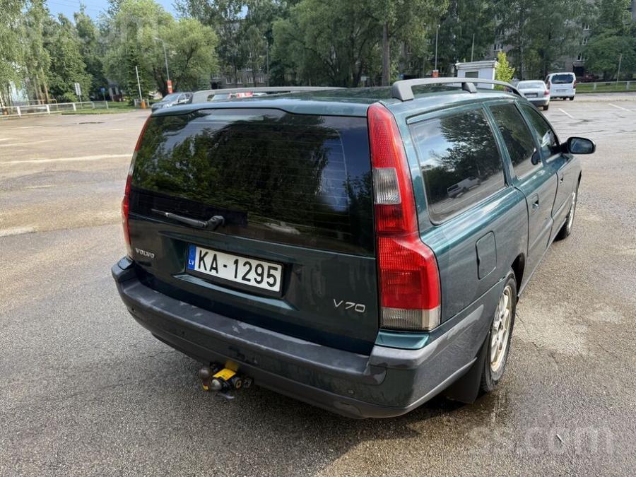 Зеленый Вольво В70 2000 в Рига, объемом двигателя 2.50 л и пробегом 356 тыс. км за 1500 €, фото 4 на AUTOMOTO.COM.LV