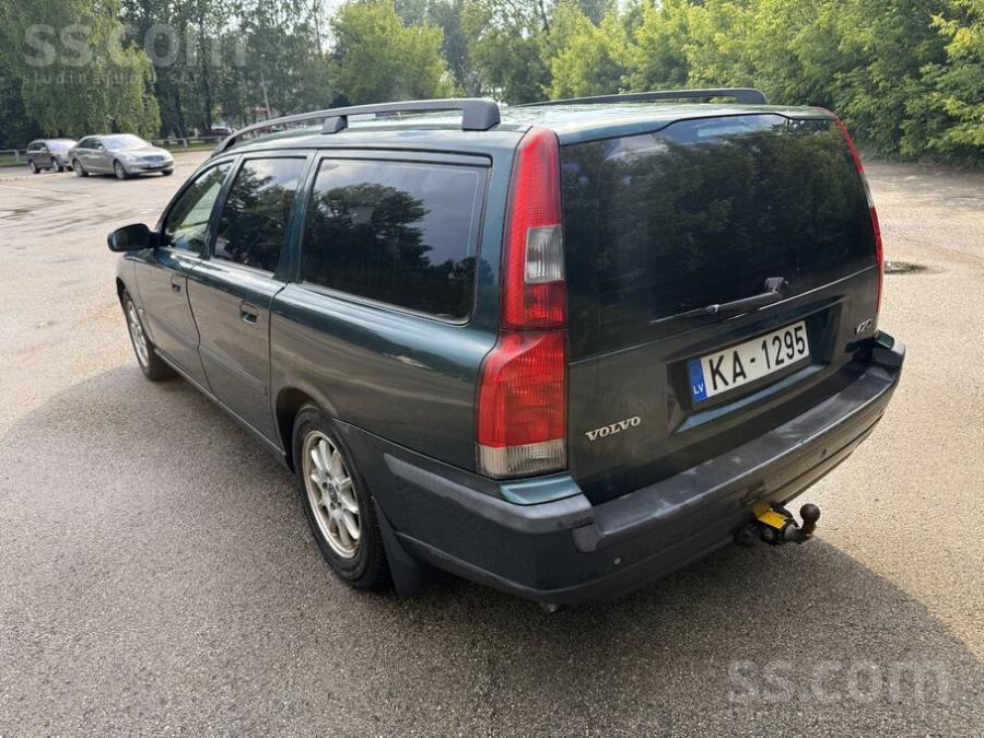 Зеленый Вольво В70 2000 в Рига, объемом двигателя 2.50 л и пробегом 356 тыс. км за 1500 €, фото 5 на AUTOMOTO.COM.LV
