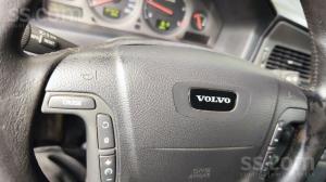 Green Volvo V70 2000 in Riga, with an engine capacity of 2.50 L and mileage of 560 thousand km for 1150 €, photo 7 on AUTOMOTO.COM.LV
