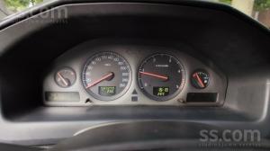 Green Volvo V70 2000 in Riga, with an engine capacity of 2.50 L and mileage of 560 thousand km for 1150 €, photo 8 on AUTOMOTO.COM.LV