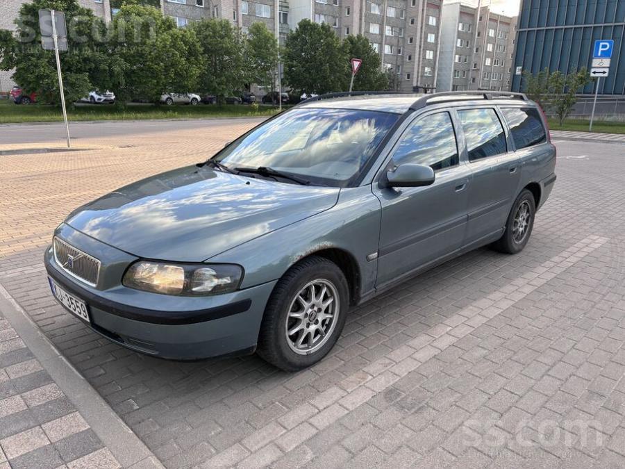 Зеленый Вольво В70 2001 в Екабпилс, объемом двигателя 2.50 л и пробегом 449 тыс. км за 1500 €, фото 3 на AUTOMOTO.COM.LV
