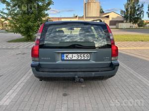 Зеленый Вольво В70 2001 в Екабпилс, объемом двигателя 2.50 л и пробегом 449 тыс. км за 1500 €, фото 4 на AUTOMOTO.COM.LV