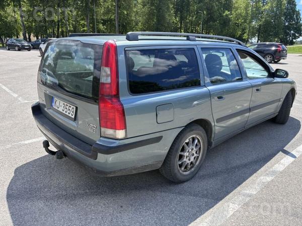 Zaļš Volvo V70 2001 Jēkabpils, ar dzinēja tilpumu 2.50 L un nobraukumu 449 tūkst. km par 1400 €, foto 4 vietnē AUTOMOTO.COM.LV