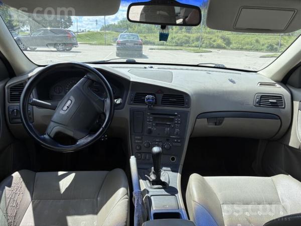 Zaļš Volvo V70 2001 Jēkabpils, ar dzinēja tilpumu 2.50 L un nobraukumu 449 tūkst. km par 1400 €, foto 7 vietnē AUTOMOTO.COM.LV