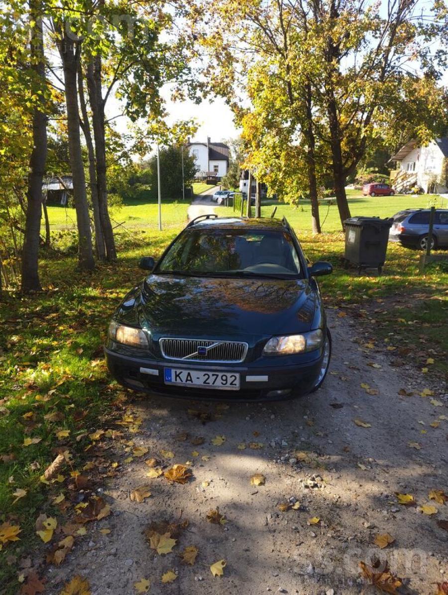 Zaļš Volvo V70 2001 Aizkraukle, ar dzinēja tilpumu 2.40 L un nobraukumu 389 tūkst. km par 1200 €, foto 6 vietnē AUTOMOTO.COM.LV