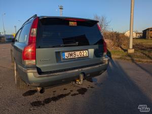 Zaļš Volvo V70 2002 Alīta, ar dzinēja tilpumu 2.40 L un nobraukumu 333 tūkst. km par 2500 €, foto 8 vietnē AUTOMOTO.COM.LV