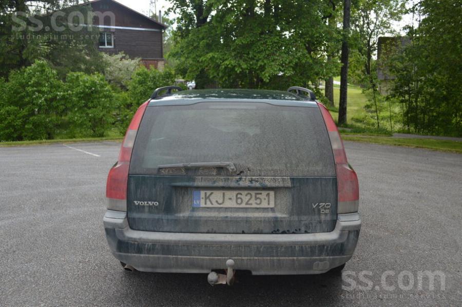 Zaļš Volvo V70 2003 Cēsis, ar dzinēja tilpumu 2.40 L un nobraukumu 378 tūkst. km par 4000 €, foto 4 vietnē AUTOMOTO.COM.LV