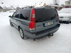Zaļš Volvo V70 2003 Rēzekne, ar dzinēja tilpumu 2.40 L un nobraukumu 396 tūkst. km par 1850 €, foto 5 vietnē AUTOMOTO.COM.LV