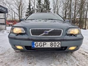 Zaļš Volvo V70 2003 Viļņa, ar dzinēja tilpumu 2.40 L un nobraukumu 460 tūkst. km par 1500 €, foto 7 vietnē AUTOMOTO.COM.LV