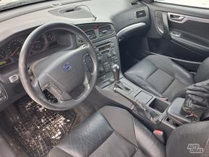 Zaļš Volvo V70 2003 Viļņa, ar dzinēja tilpumu 2.40 L un nobraukumu 460 tūkst. km par 1500 €, foto 10 vietnē AUTOMOTO.COM.LV