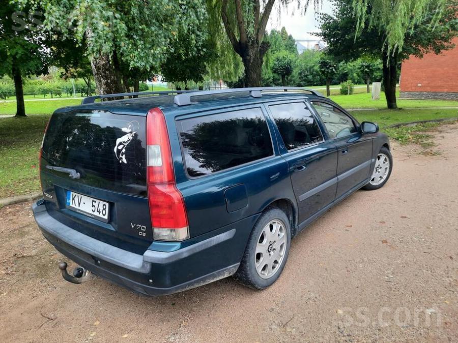 Zaļš Volvo V70 2003 Dobele, ar dzinēja tilpumu 2.40 L un nobraukumu 373 tūkst. km par 1570 €, foto 1 vietnē AUTOMOTO.COM.LV
