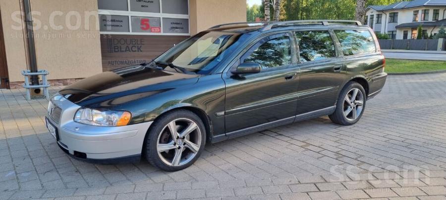 Zaļš Volvo V70 2004 Rīga, ar dzinēja tilpumu 2.40 L un nobraukumu 378 tūkst. km par 950 €, foto 1 vietnē AUTOMOTO.COM.LV