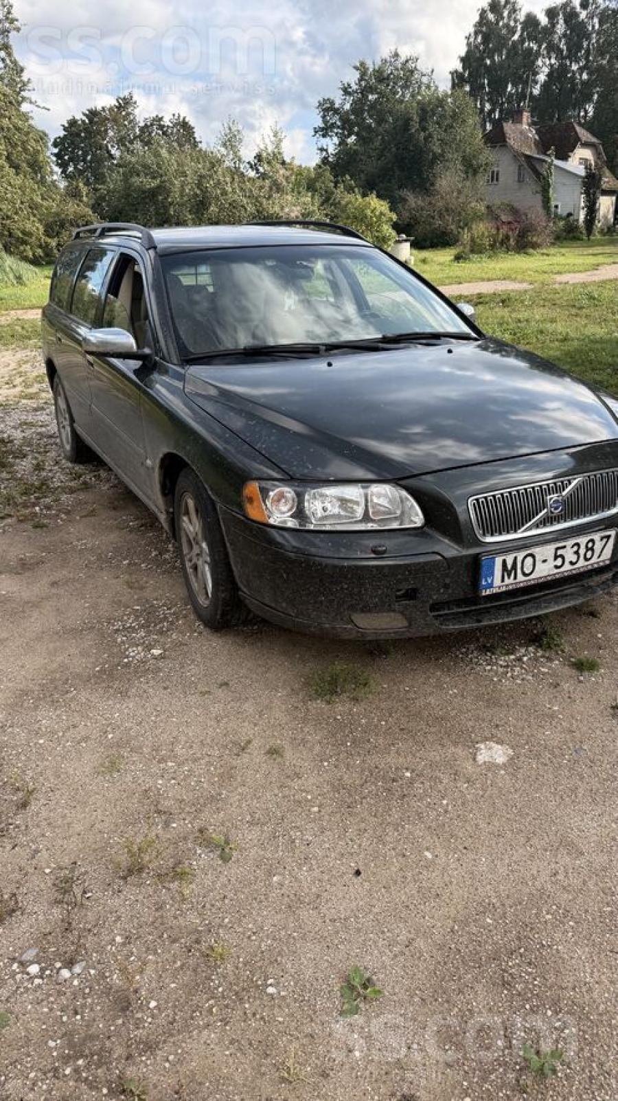 Zaļš Volvo V70 2004 Rīga, ar dzinēja tilpumu 2.40 L un nobraukumu 433 tūkst. km par 600 €, foto 3 vietnē AUTOMOTO.COM.LV