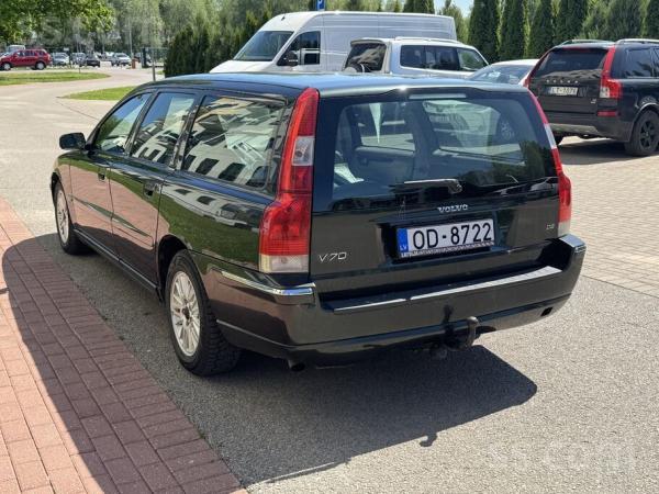 Зеленый Вольво В70 2005 в Рига, объемом двигателя 2.40 л и пробегом 478 тыс. км за 1995 €, фото 3 на AUTOMOTO.COM.LV
