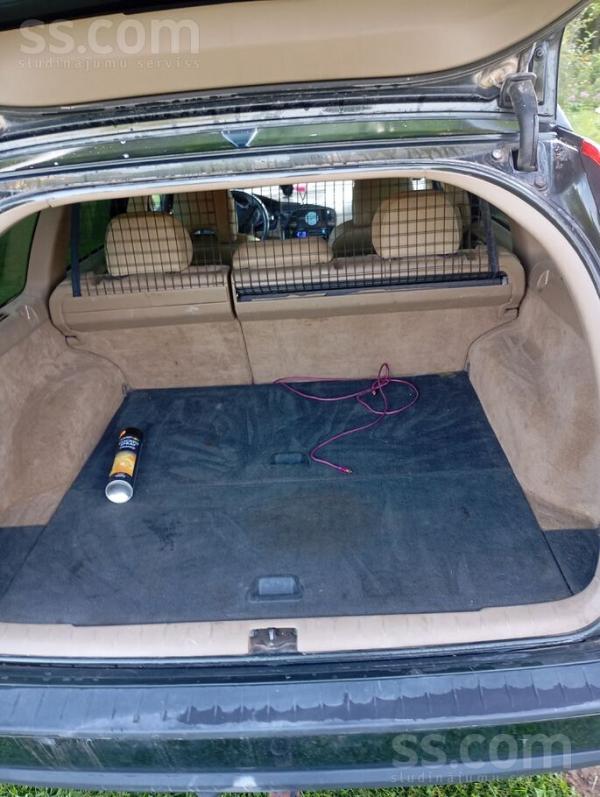 Green Volvo V70 2005 in Gulbene, with an engine capacity of 2.40 L and mileage of 416 thousand km for 2100 €, photo 5 on AUTOMOTO.COM.LV