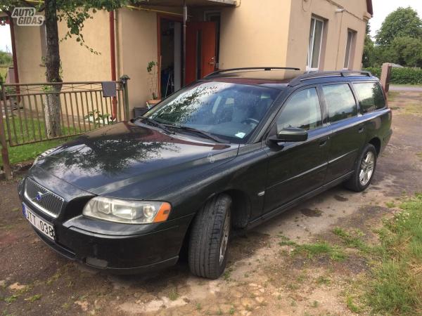 Zaļš Volvo V70 2005 Kauņa, ar dzinēja tilpumu 2.40 L un nobraukumu 400 tūkst. km par 1200 €, foto 5 vietnē AUTOMOTO.COM.LV