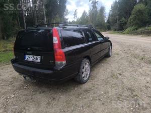 Зеленый Вольво В70 2006 в Рига, объемом двигателя 2.40 л и пробегом 513 тыс. км за 1700 €, фото  на AUTOMOTO.COM.LV