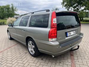 Zaļš Volvo V70 2007 Rēzekne, ar dzinēja tilpumu 2.40 L un nobraukumu 381 tūkst. km par 3750 €, foto 7 vietnē AUTOMOTO.COM.LV