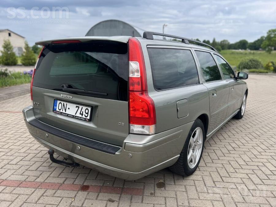 Zaļš Volvo V70 2007 Rēzekne, ar dzinēja tilpumu 2.40 L un nobraukumu 381 tūkst. km par 3750 €, foto 9 vietnē AUTOMOTO.COM.LV