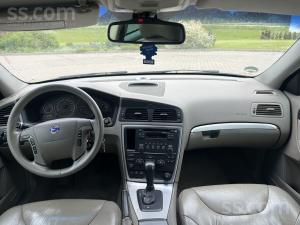 Zaļš Volvo V70 2007 Rēzekne, ar dzinēja tilpumu 2.40 L un nobraukumu 381 tūkst. km par 3750 €, foto 14 vietnē AUTOMOTO.COM.LV