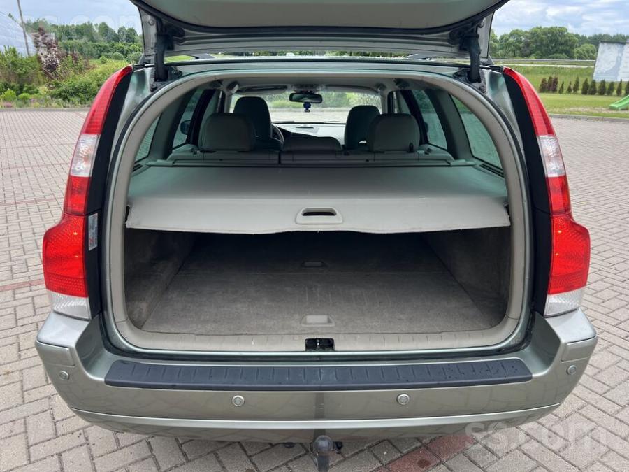 Zaļš Volvo V70 2007 Rēzekne, ar dzinēja tilpumu 2.40 L un nobraukumu 381 tūkst. km par 3750 €, foto 15 vietnē AUTOMOTO.COM.LV