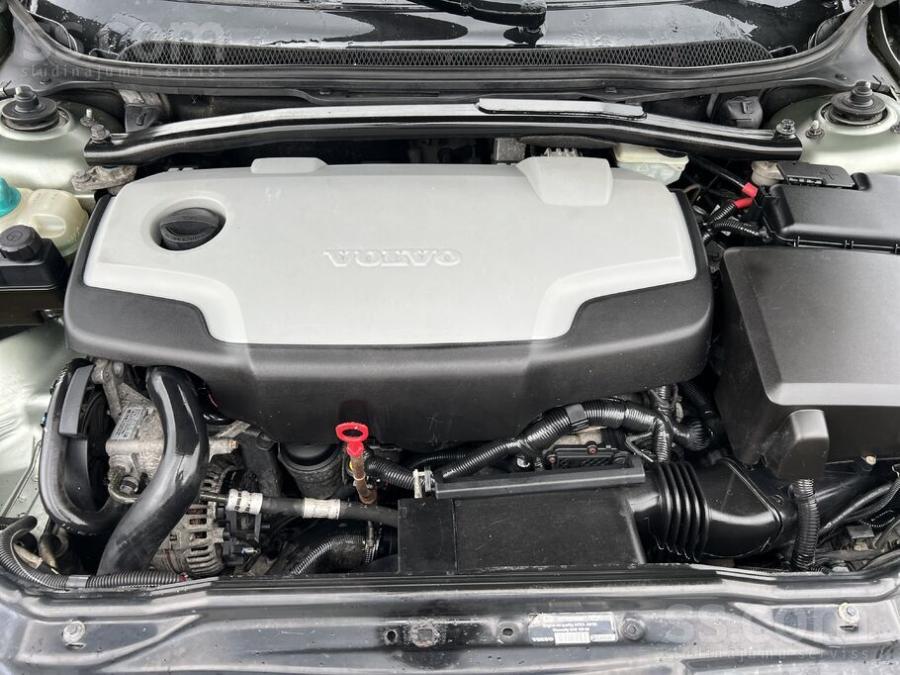 Zaļš Volvo V70 2007 Rēzekne, ar dzinēja tilpumu 2.40 L un nobraukumu 381 tūkst. km par 3750 €, foto 16 vietnē AUTOMOTO.COM.LV