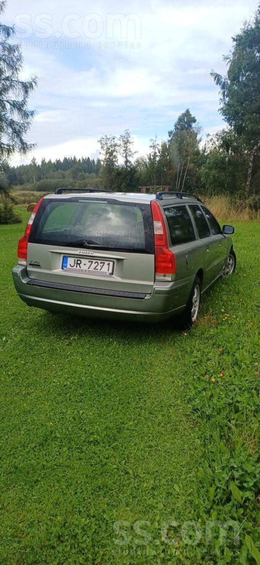Zaļš Volvo V70 2007 Gulbene, ar dzinēja tilpumu 2.40 L un nobraukumu 283 tūkst. km par 2100 €, foto 1 vietnē AUTOMOTO.COM.LV