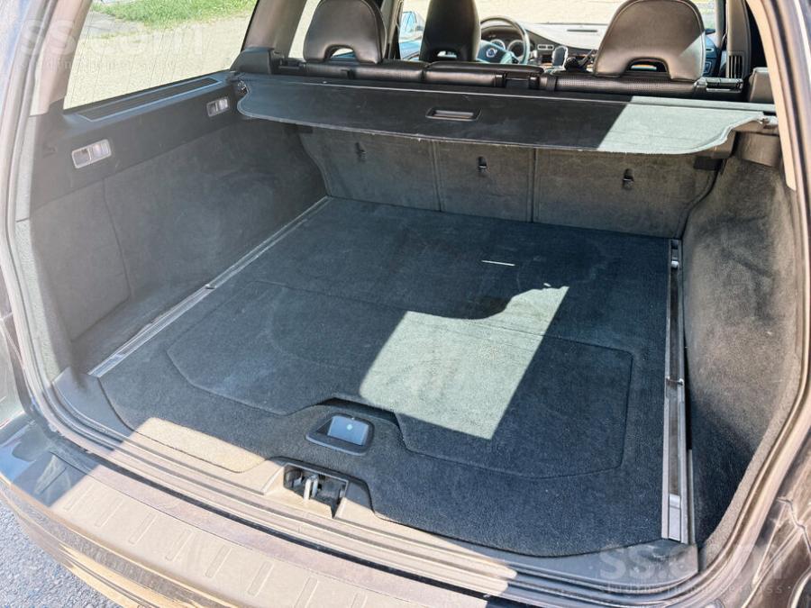 Zaļš Volvo V70 2009 Rīga, ar dzinēja tilpumu 2.40 L un nobraukumu 305 tūkst. km par 4000 €, foto 8 vietnē AUTOMOTO.COM.LV