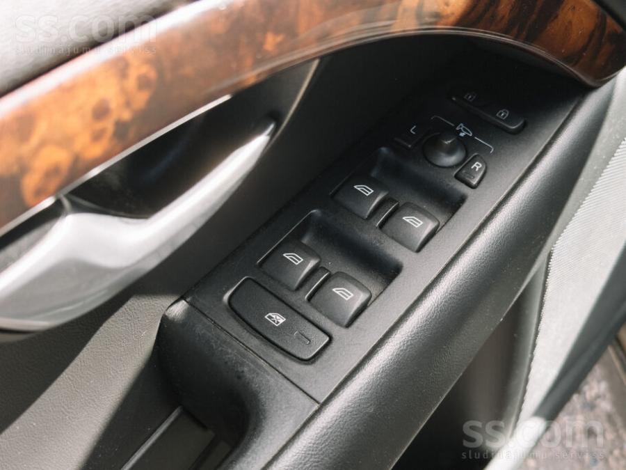 Zaļš Volvo V70 2009 Rīga, ar dzinēja tilpumu 2.40 L un nobraukumu 305 tūkst. km par 4000 €, foto 12 vietnē AUTOMOTO.COM.LV